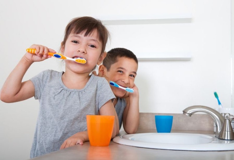 The Pool and Your Child’s Smile: How Chlorine Affects Teeth - Kenmore ...